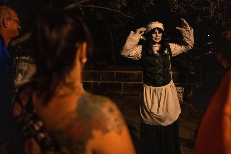 Quebec : Death in New-France Animated Walking tour - An Immersive Look into Quebec’s Deathly Past