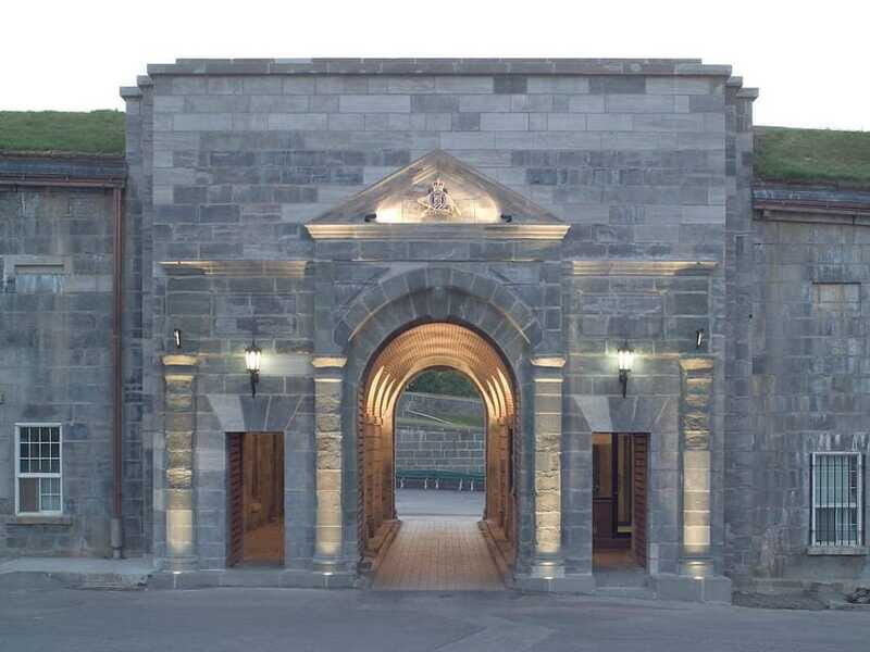 Quebec: La Citadelle de Québec Ticket and Guided Tour - The Sum Up