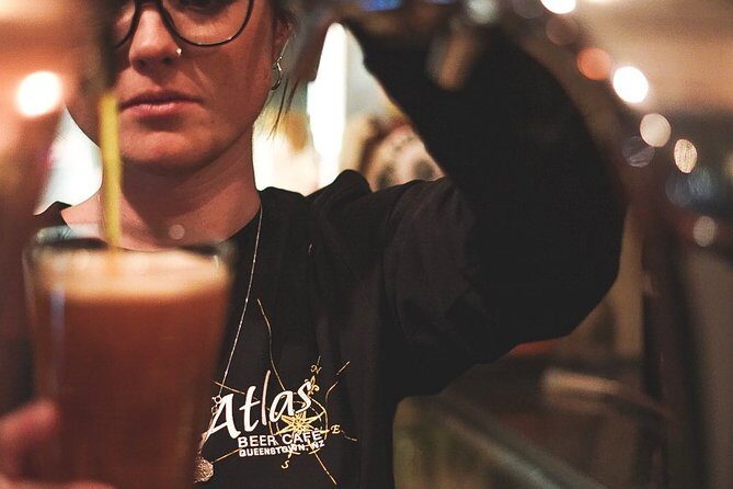 Queenstown Hop-on Hop-off Evening Beer Tour - Key Points