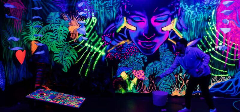 Queenstown: Indoor Putt 'n' Glow Mini Golf - Practical Details: Accessibility, Duration, and Value