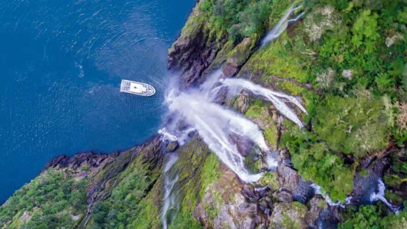 Queenstown to Te Anau via Milford Sound inc Cruise & Lunch - Who Is This Tour Best For?