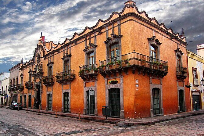 Queretaro: colonial architecture and history - Exploring Queretaro: A City of Architectural Splendor and Stories