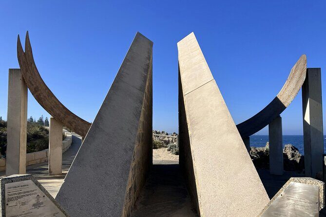 Quest Experience in Cottesloe Beach Perth Pirates by the Sea - Exploring Fremantle and Cottesloe Beach through a Mobile Game