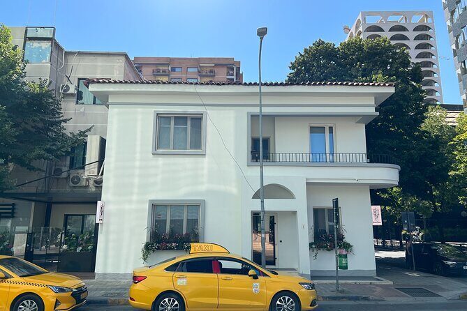 Quick Tour of Tirana - The Sum Up