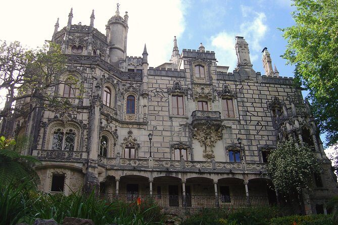 Quinta da Regaleira and Visit to Sintra Private Half Day Tour - An In-Depth Look at the Tour Experience