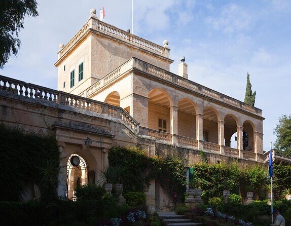 Rabat Mdina and San Anton Gardens Group Tour with St. Paul's Catacombs - Key Points