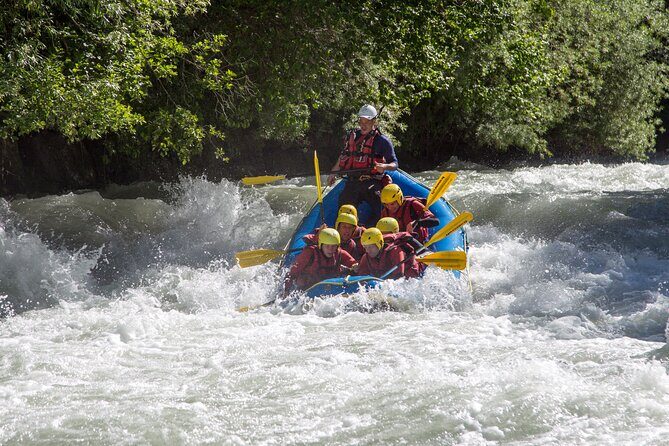 Rafting at the foot of Mont Blanc in Chamonix - What to Expect from the Chamonix Rafting Experience