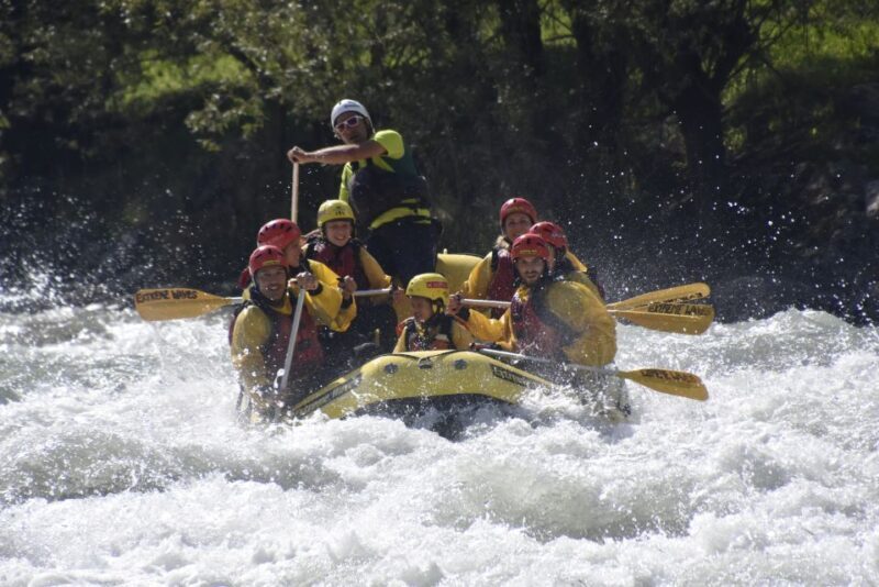 Rafting Classic, with Extreme Waves - Starting Point and Practical Details