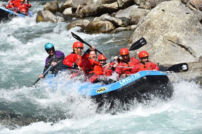 Rafting Power in the Noce stream in Ossana - Who Would Love This Experience?