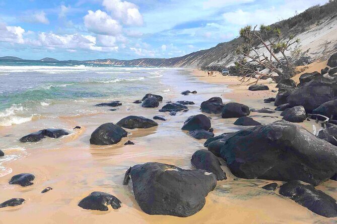 Rainbow Beach Private Tour with Lunch, Carlo Sandblow & Cooloola - Who Is This Tour Best For?