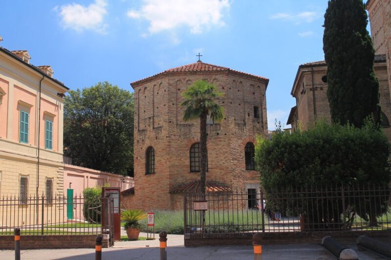 Ravenna: UNESCO Monuments and Mosaics Guided Tour - Key Points