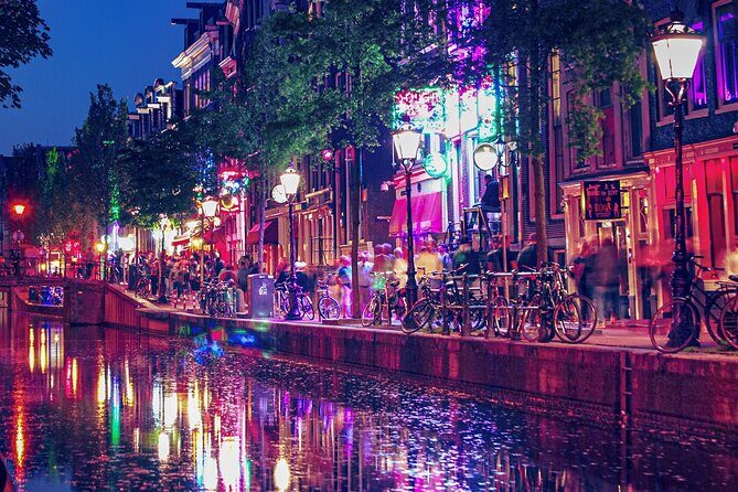Red Light District Primetime Private Tour for 18+ Only - Who Should Book This Tour?