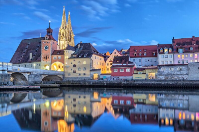 Regensburg: Express Walk with a Local in 60 minutes - Key Points