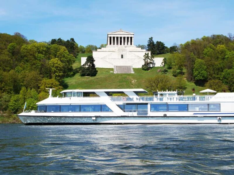 Regensburg: Sightseeing Boat Tour to Walhalla - Exploring the Itinerary and Experience