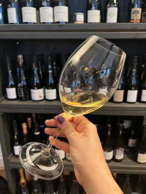 Reims city center: Champagne tasting - Exploring the Reims City Center: Champagne Tasting Experience