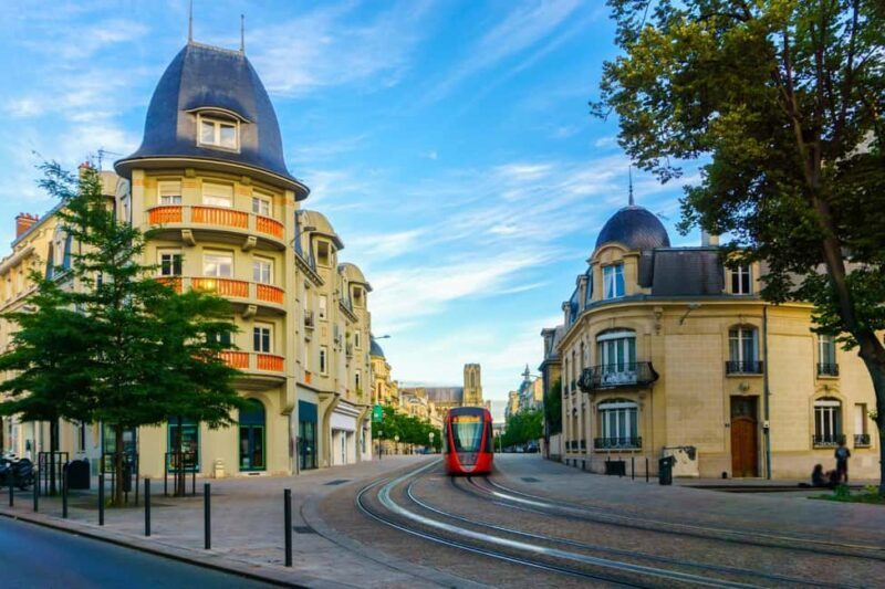 Reims: Express Walk with a Local in 60 minutes - Reims: Express Walk with a Local in 60 Minutes — An Honest Review