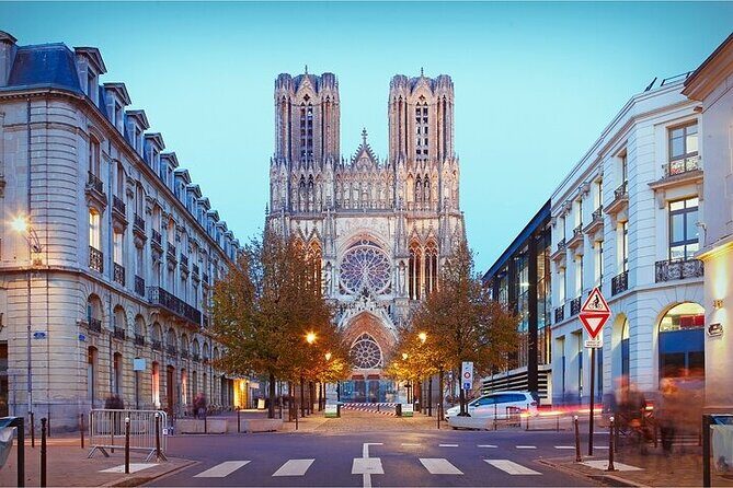 Reims Scavenger Hunt and Highlights Self Guided Audio Tour - FAQs