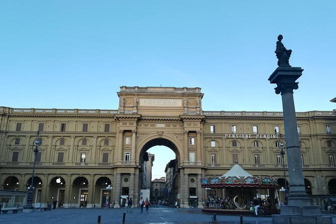 Renaissance & Medieval Florence Guided Walking Tour plus mobile App - How the Tour Works in Practice