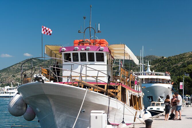 Rent a Boat! (Group Option - Half Day) - Who Should Consider This Tour?