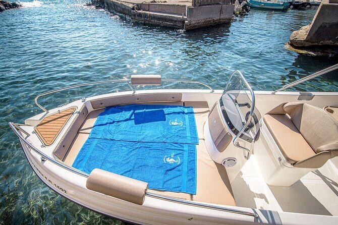 Rent a Boat in Santorini with Free License - Authentic Experiences from Reviewers