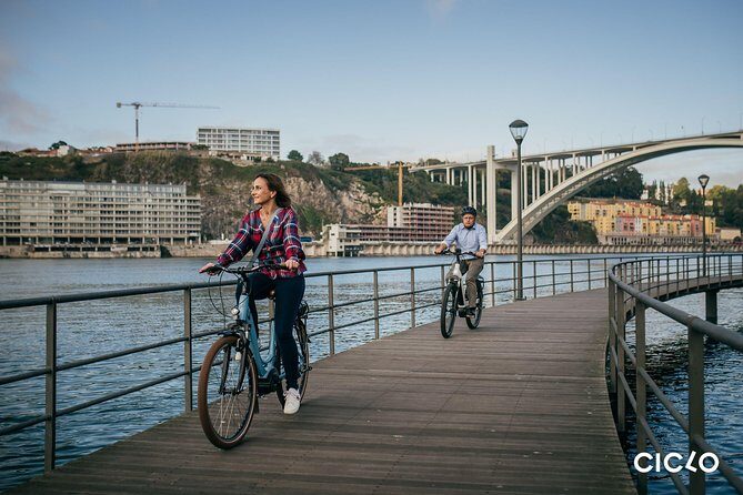 Rent an Electric Bike with Bosch motor - Why You’ll Love Cycling in Porto with an Electric Bike