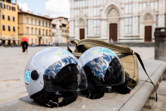 Rent your Electric Vespa 45 in Florence for 8 hours - Key Points