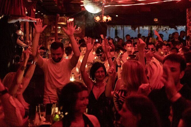 RE:PLAY Pub Crawl Belgrade - Walking Through the Itinerary