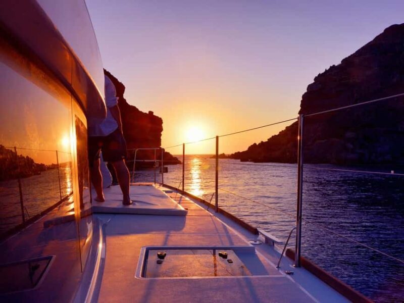 Rethymno: Luxury Sunset Cruise with Dinner and Drinks - Practicalities & Logistics