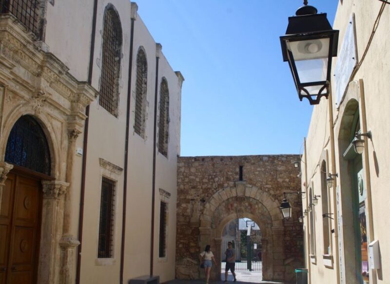 Rethymno: Private Old Town Highlights Tour with Street Food - Authenticity and Review Insights