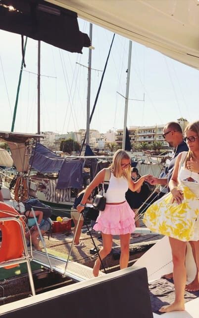 Rethymno: Sunset Catamaran Cruise - Sushi & Open Bar - FAQs