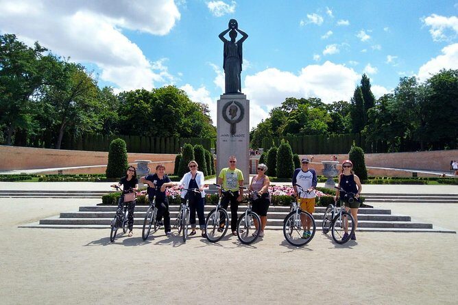 Retiro Park bike tour- Get transported to the XVI century - What’s Included and What’s Not