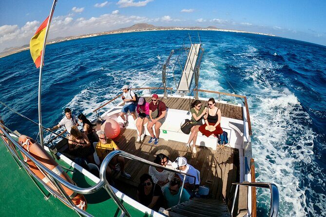 Return Ferry to Lobos Island from Corralejo, Fuerteventura - FAQs