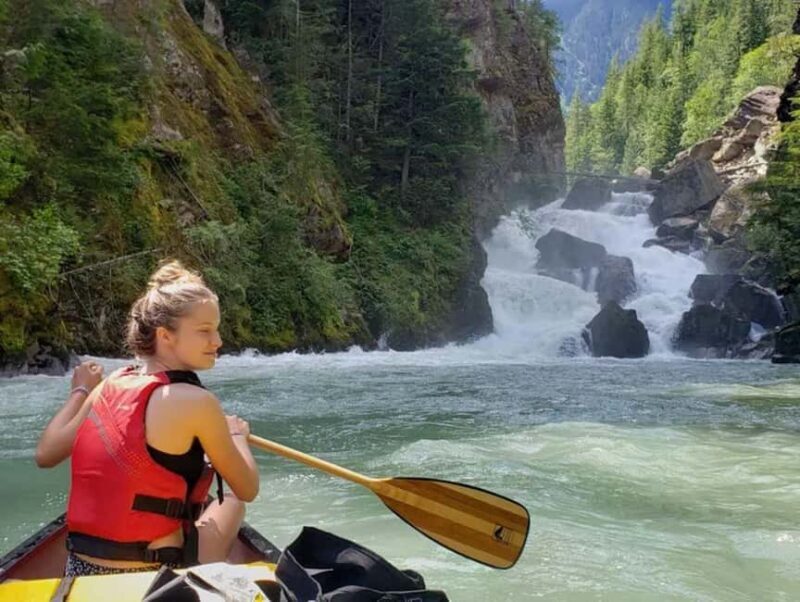 Revelstoke: Guided Canoe Tour with Snacks - Exploring the Revelstoke Canoe Adventure in Depth