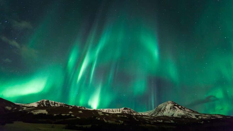 Reykjavik: Aurora Small Group 4x4 Northern Lights Adventure - Why Book the Reykjavik Aurora Small Group Tour?