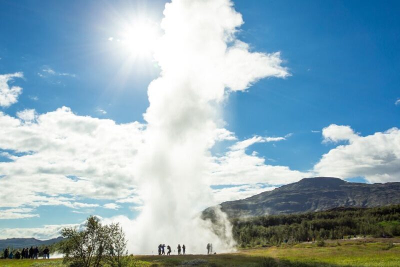 Reykjavik: Golden Circle Day Tour with optional Blue Lagoon - Who Is This Tour Best For?