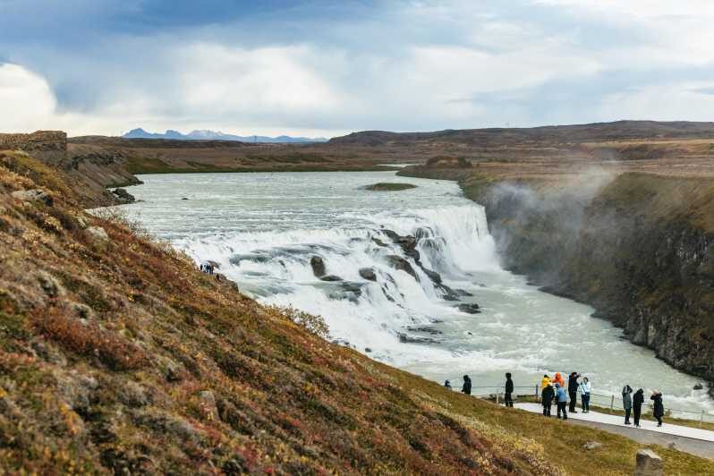 Reykjavik: Golden Circle, Kerid, and Fridheimar Minibus Tour - Seamless Pickup and Transportation