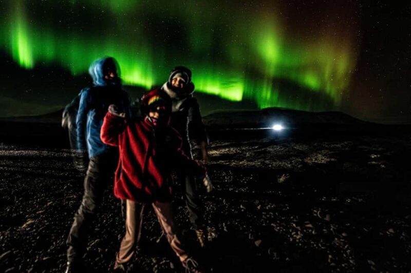 Reykjavik: Northern Lights Small Group with Surprise - Why Choose This Tour?