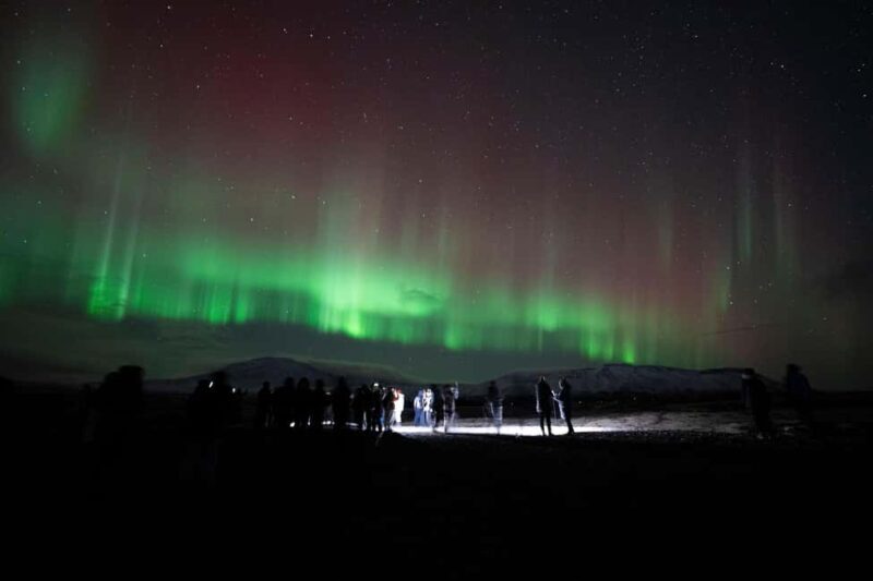 Reykjavik: Northern Lights Small Group with Surprise - FAQ