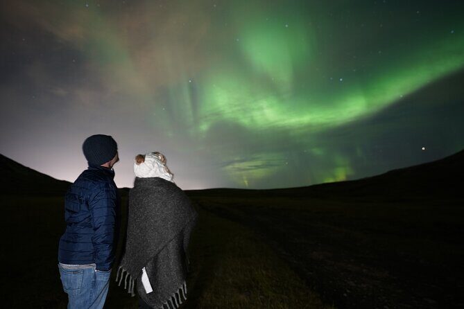 Reykjavik Northern Lights Tour with Pro Aurora Photos Small Group - Introduction