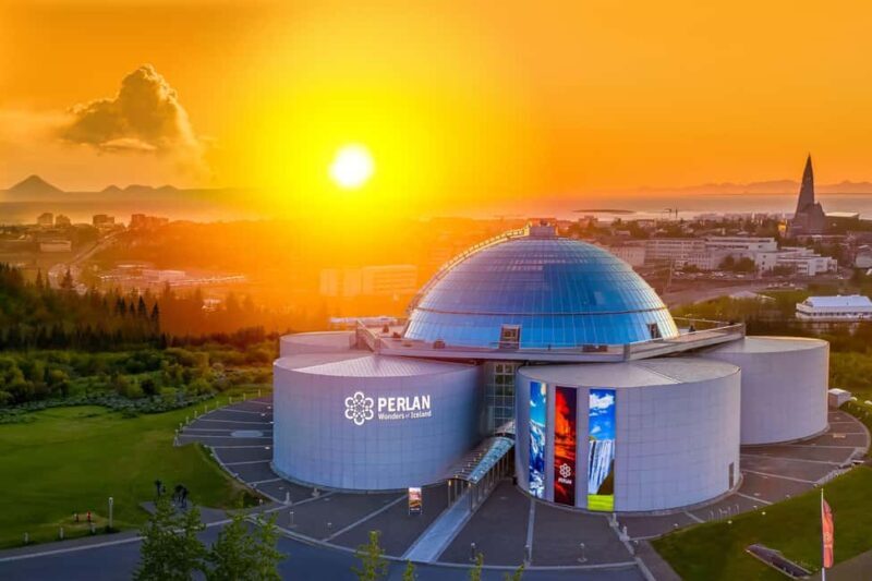 Reykjavik: Perlan - Wonders of Iceland Experience - A Close Look at the Perlan Experience