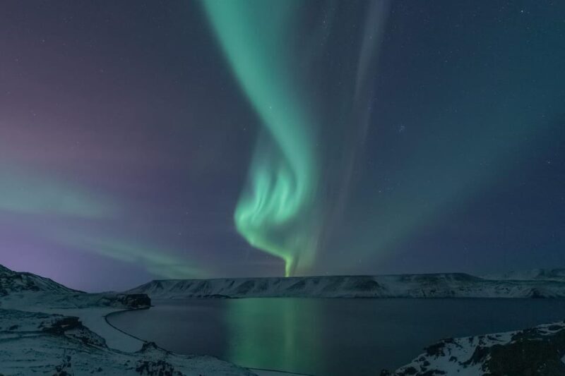 Reykjavik: Small-Group Northern Lights Tour with Pickup - Key Points