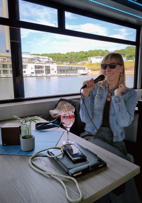 RhineRiverBoatTour from Bonn to Königswinter with Live Guide - An Authentic Look at the Rhine River Experience