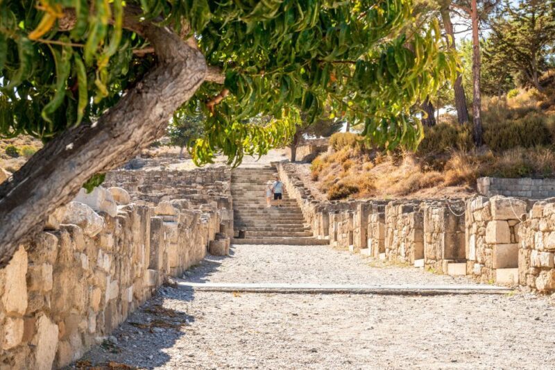 Rhodes: Grand Island Tour with Kamiros, Lindos, and More - Discovering Lindos Village