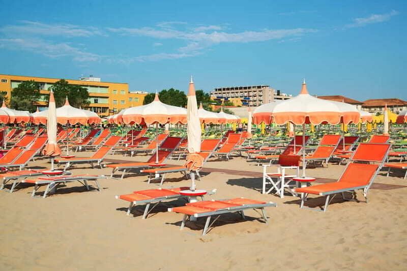 Riccione: 71 Beach with umbrella, sunbed & aperitif - What’s Included and What to Expect