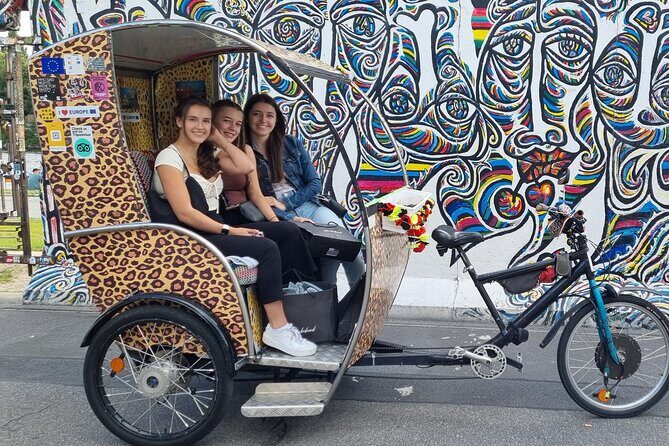 Rickshaw Tours Berlin - Groups of up to 16 people with several rickshaws - Who Should Consider This Tour?