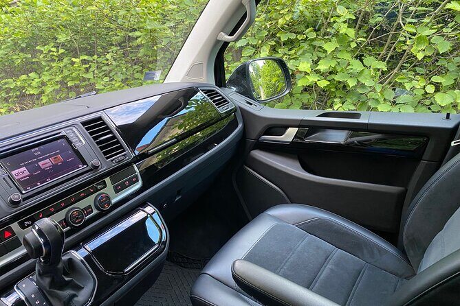 Riga Airport Private Transfer - private group 1 to 8 pax - Who Will Love This Transfer?