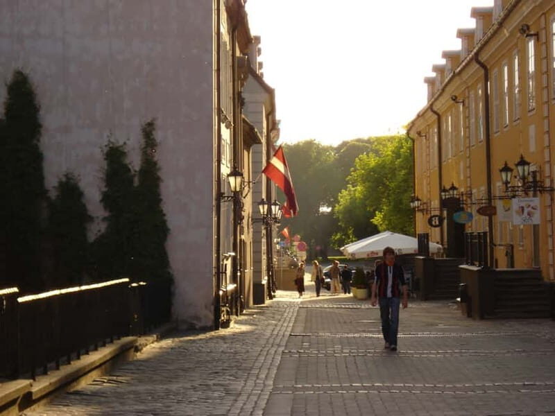 Riga Classical Old Town 2-Hour Walking Tour - Authentic Local Stories and Legends
