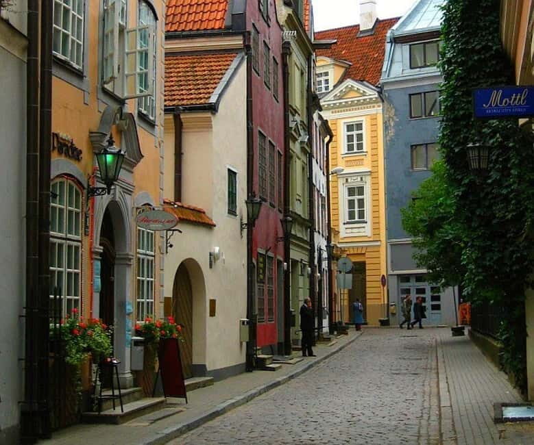 Riga Classical Old Town 2-Hour Walking Tour - Who Should Consider This Tour?