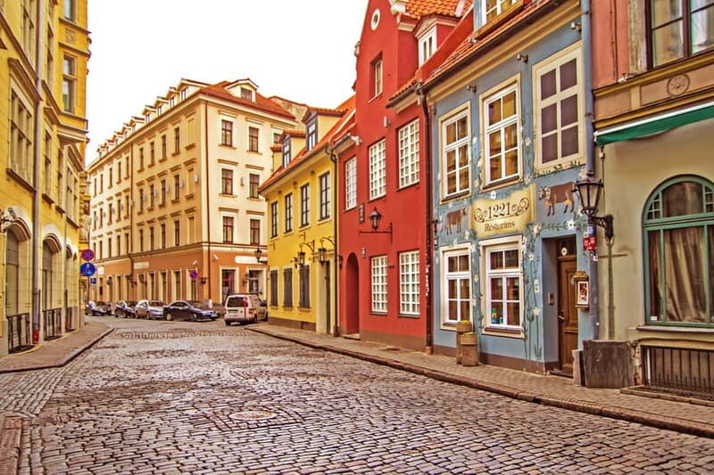 Riga: Guided Old Town Walking Tour - Why This Tour is Worth Considering