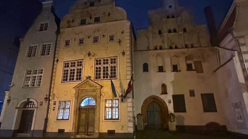 Riga Old Town Legends with Excellent Guides ENG, DE, ESP - Who Should Book This Tour?